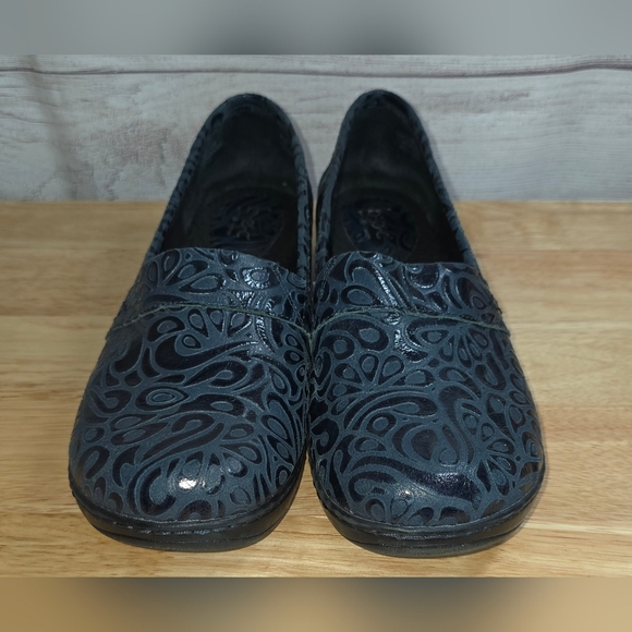 boc | Shoes | Boc Navy Tooled Leather Slip On Shoes Size | Poshmark